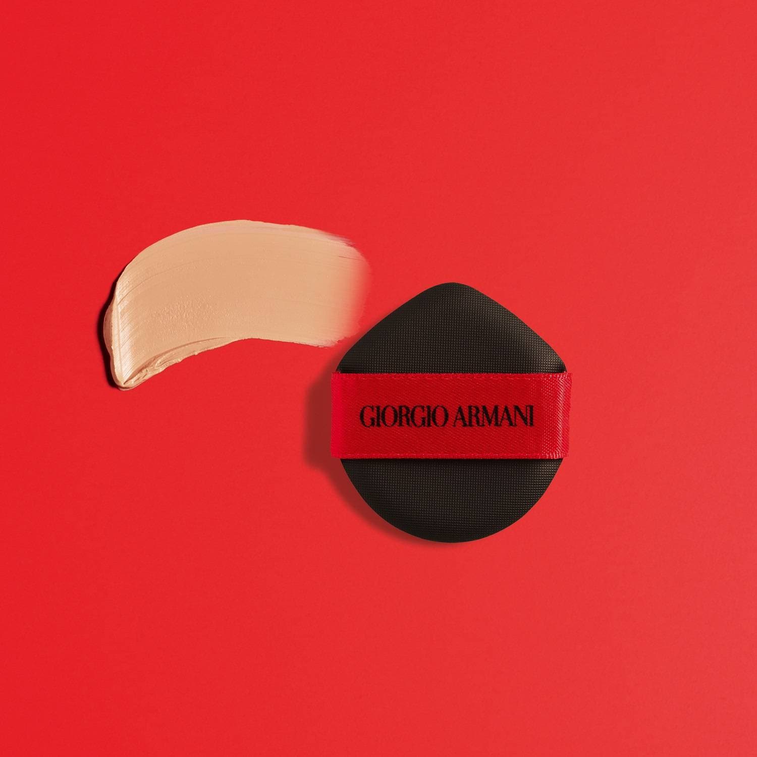 Power Fabric Compact von ARMANI ≡ SEPHORA