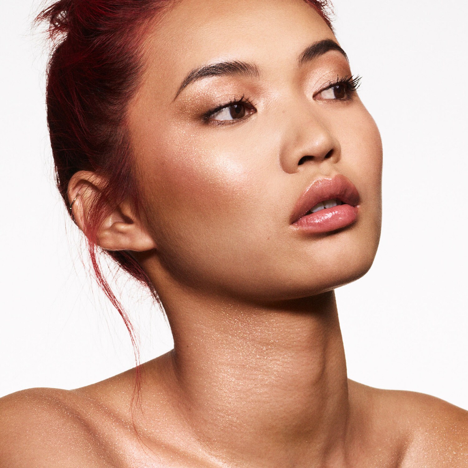 Diamond Bomb All-Over Diamond Veil | Iluminator FENTY BEAUTY pentru ...