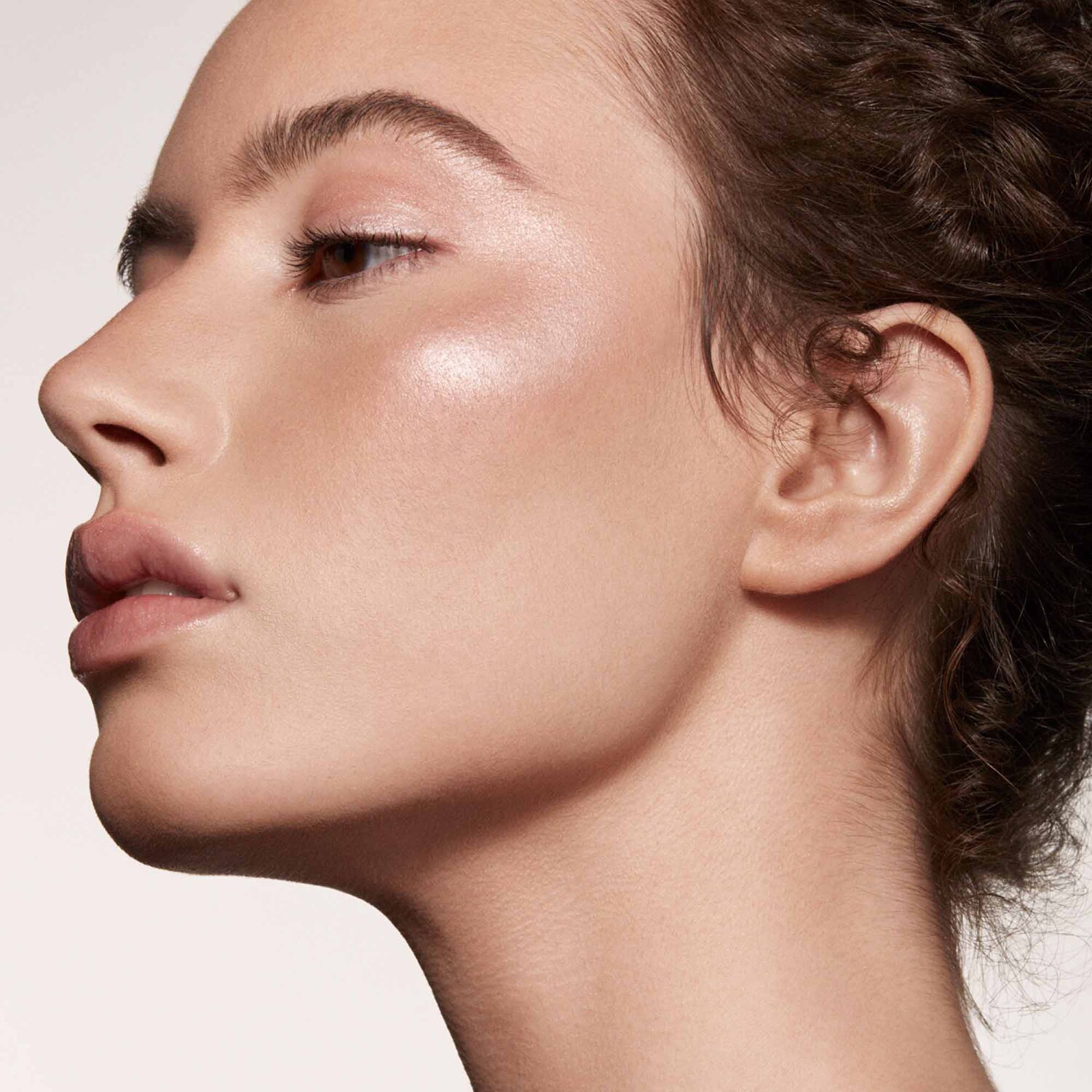 Killawatt Freestyle Highlighter | Iluminator FENTY BEAUTY ≡ SEPHORA